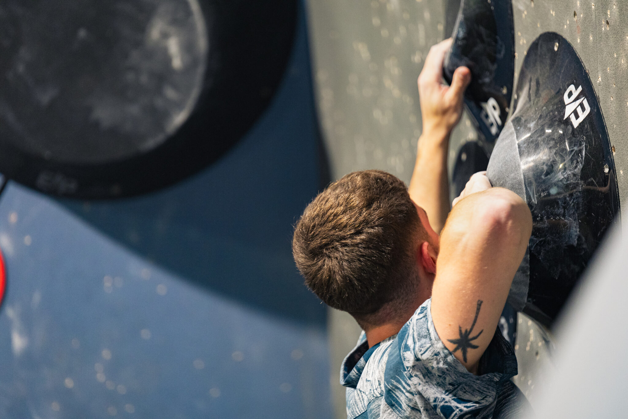 Cours d’escalade adultes - Block’Out Paris